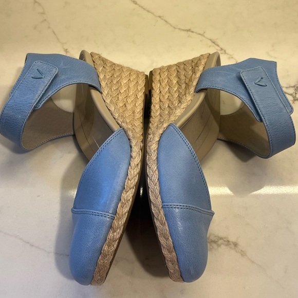 Vionic | Shoes | New Vionic Loika Light Baby Blue Leather Wedge Sandals ...